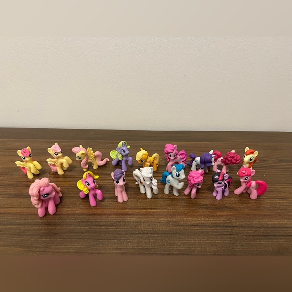 Toys | My Little Pony Mlp Figure Lot Of 17 | Poshmark